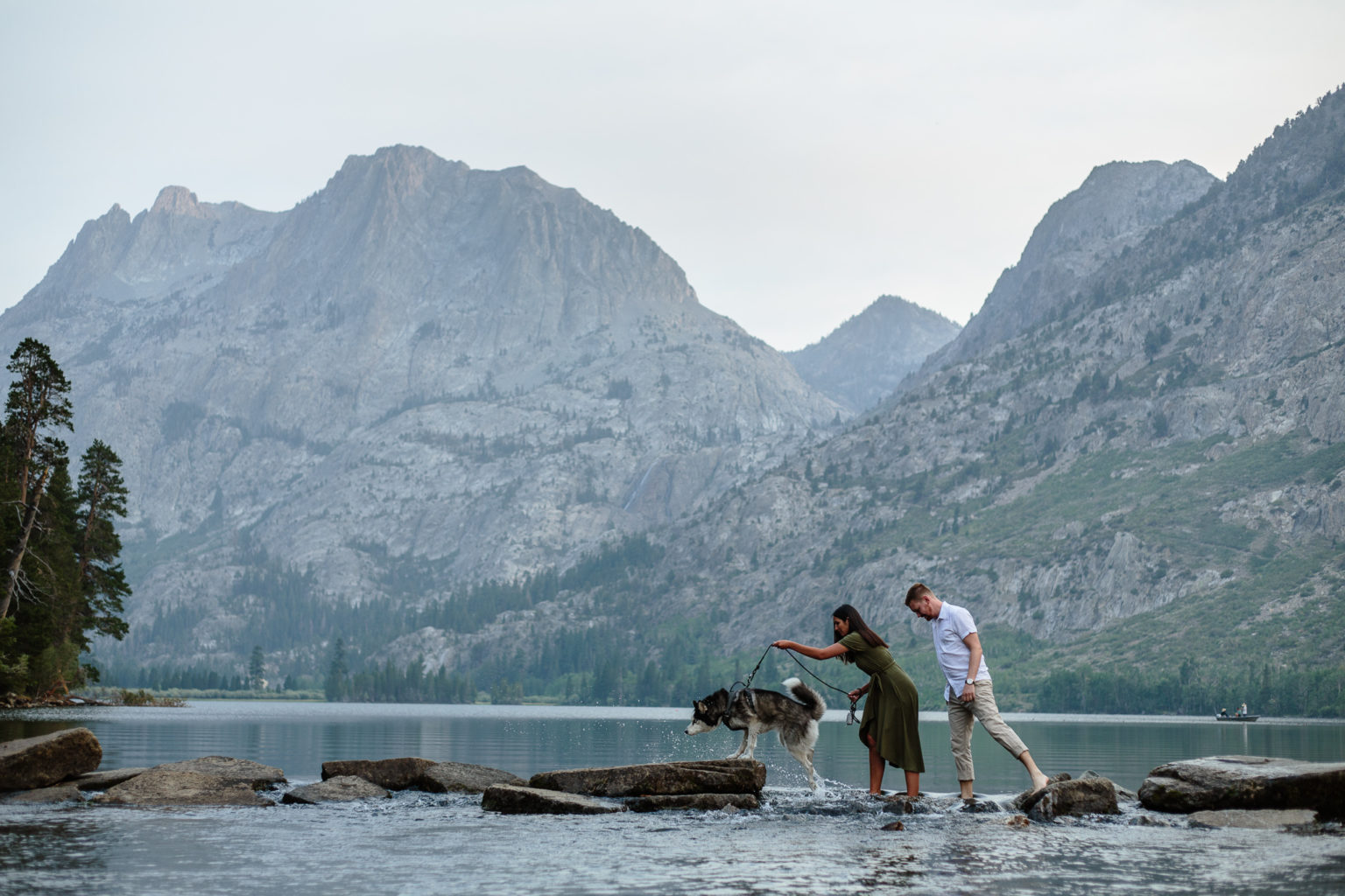 A Pet Friendly June Lake Engagement - desertpaintbrush.com